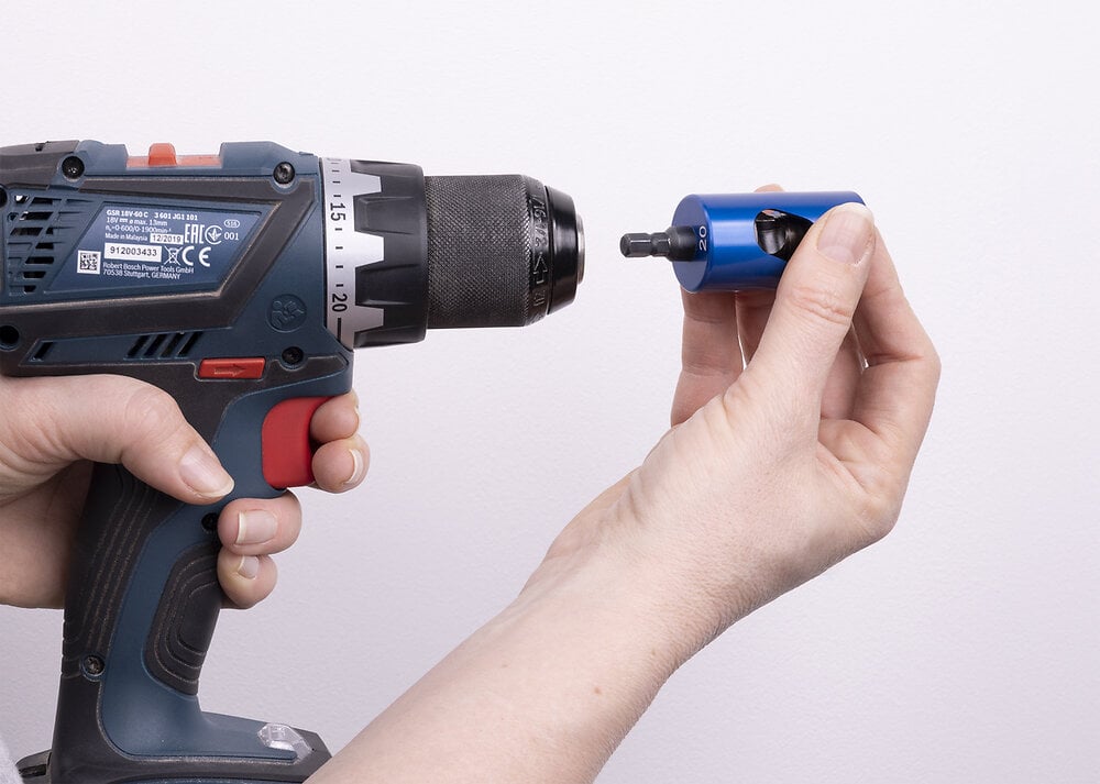 Ebavureur calibreur sur visseuse pour tube multicouche Ø20 NOYON ...