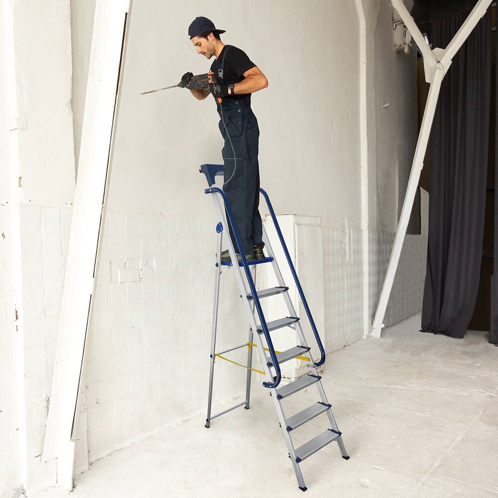 Escabeau Secure 7 marches robuste en aluminium renforcé, avec rampes de ...