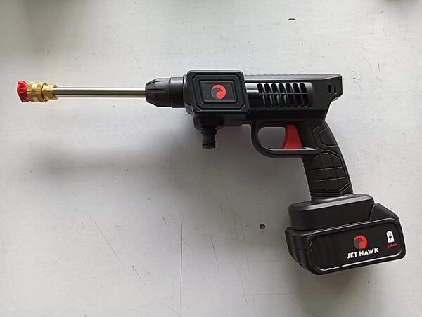 Jet hawk | Bricomarché